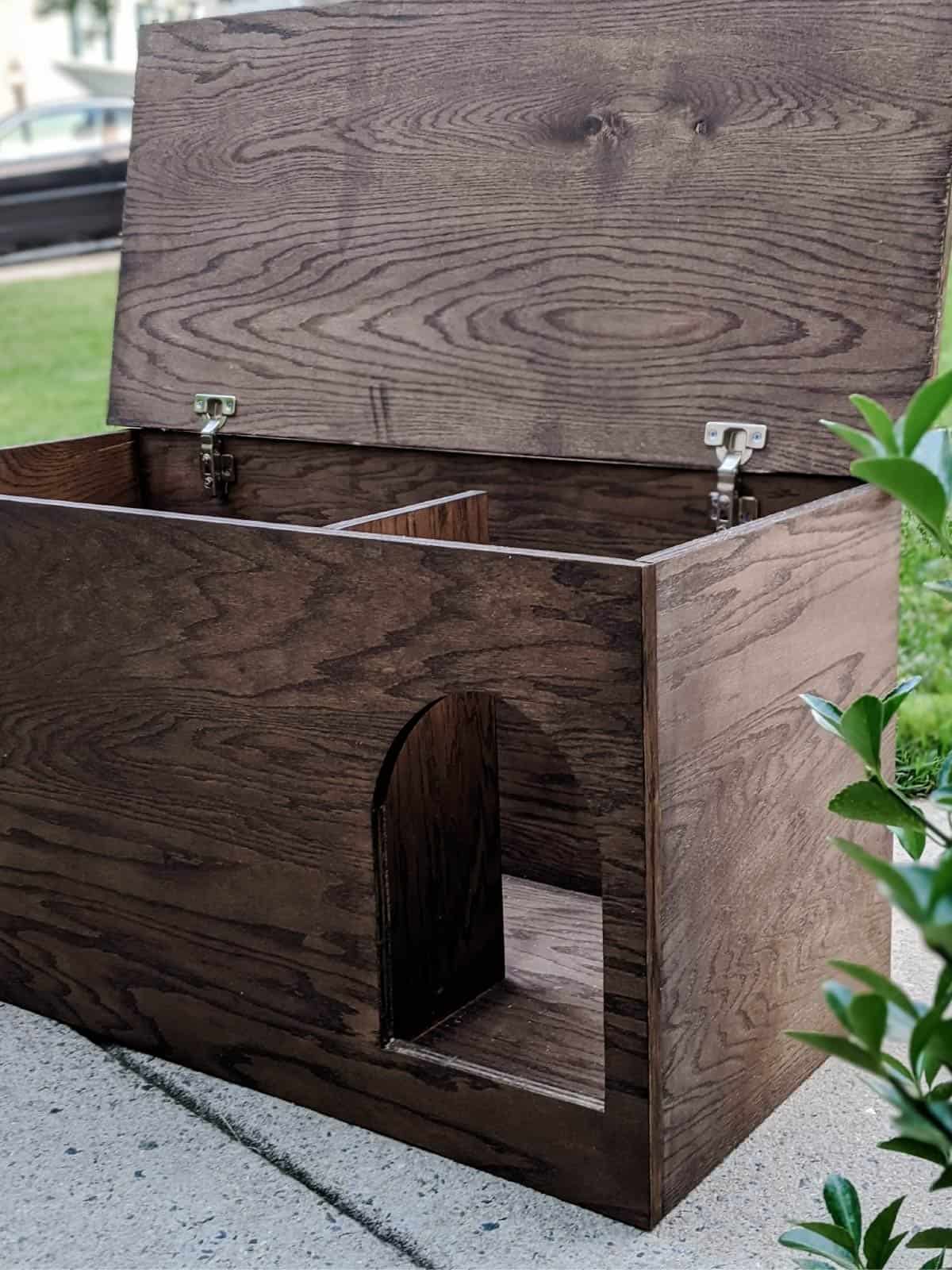 DIY Litter Box Enclosure - Hide your Litter Box!