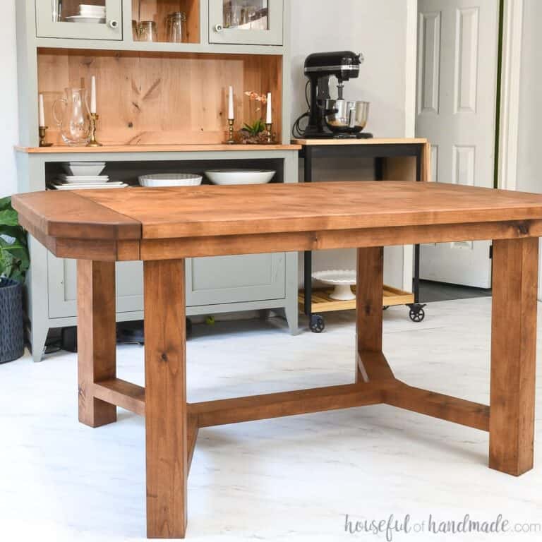 25+ of the BEST DIY Dining Table Plans on the Internet - Pine and Poplar