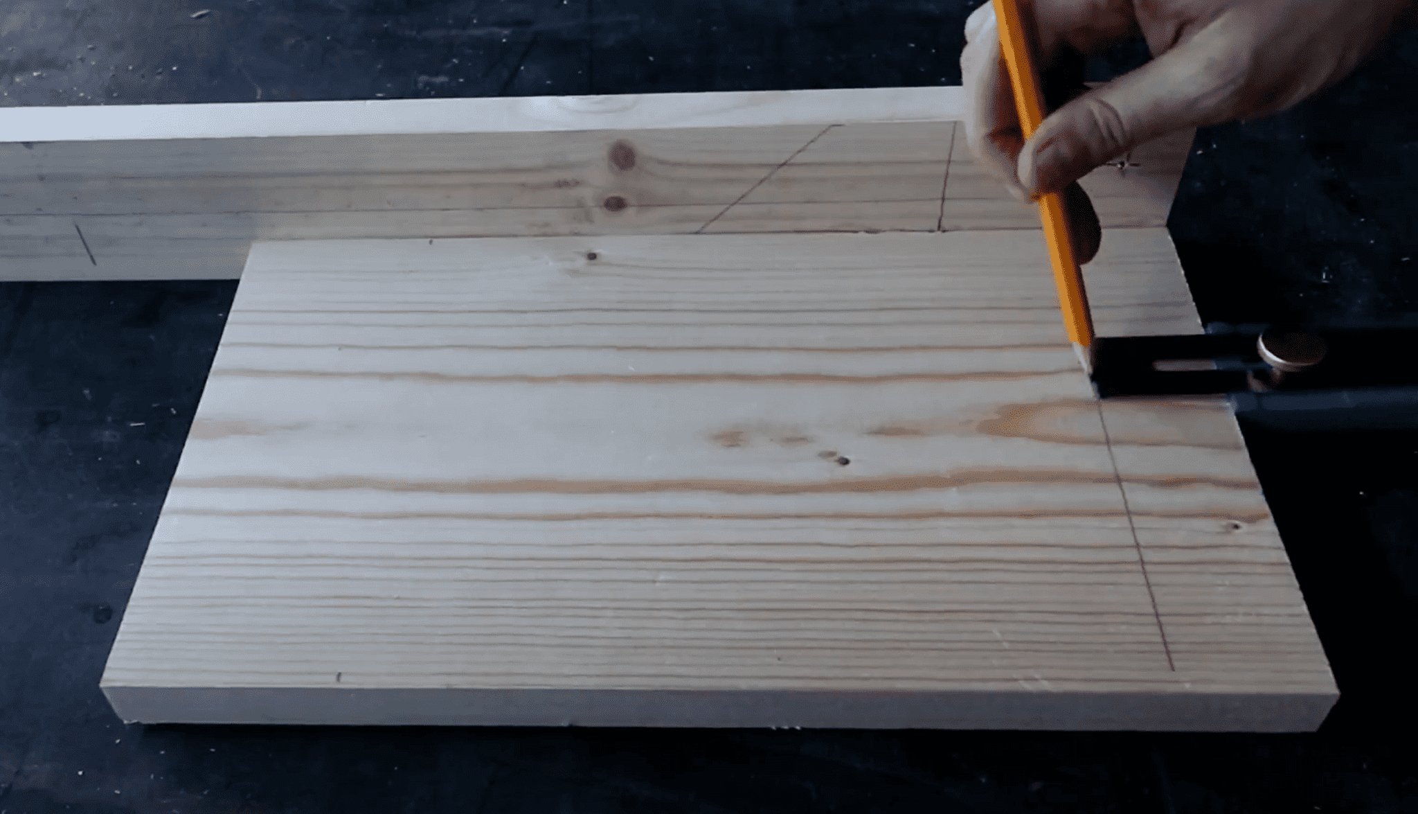 DIY Taper Leg Jig - for the Miter Saw