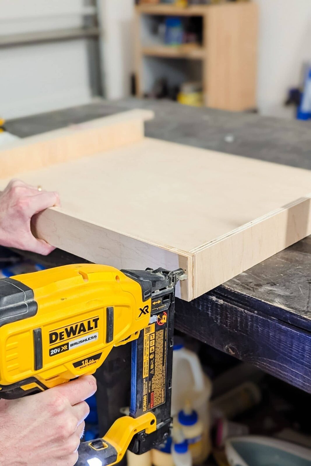 Easy Pull-Out Drawers for Kitchen Cabinets
