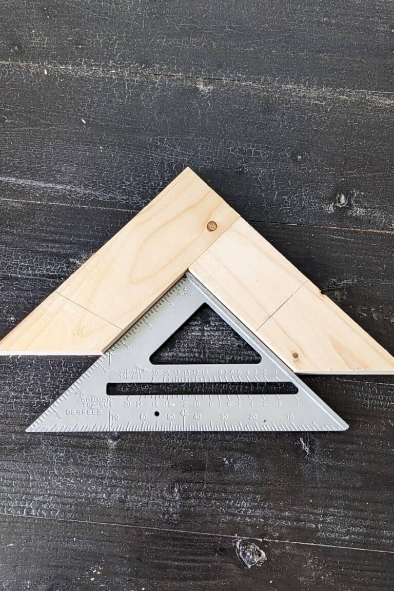How to Use a Speed Square for Angles