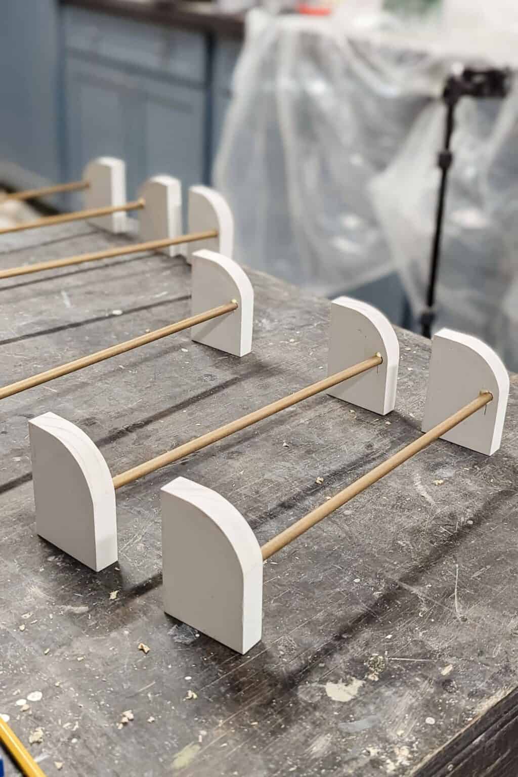 DIY Rotating Bookshelf - Pine and Poplar