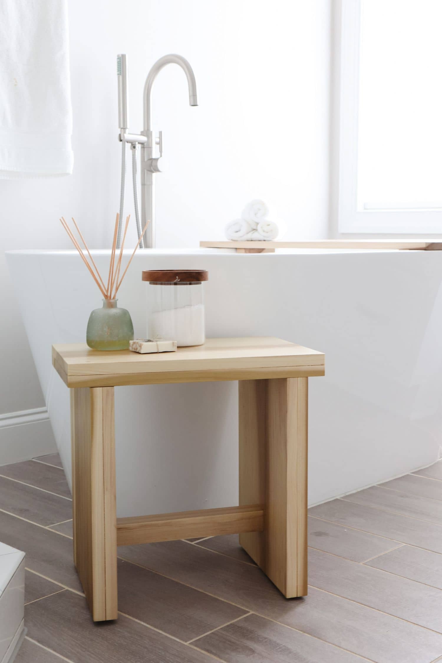 DIY Stool - Beginner-Friendly! - Pine and Poplar